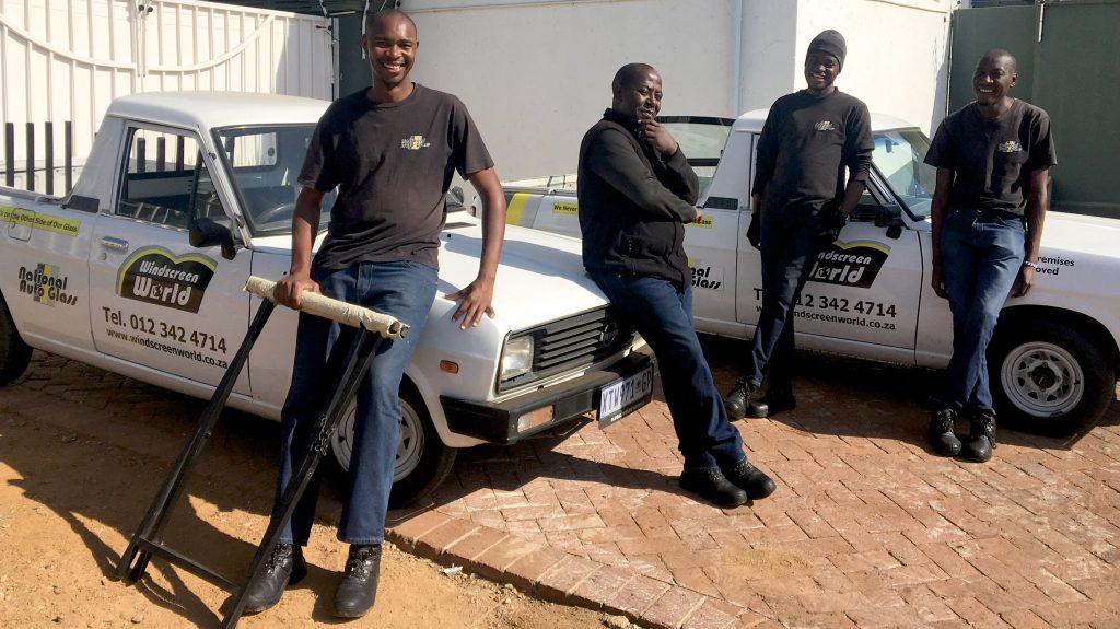 Windscreen World – Specialists in all types of motor glass